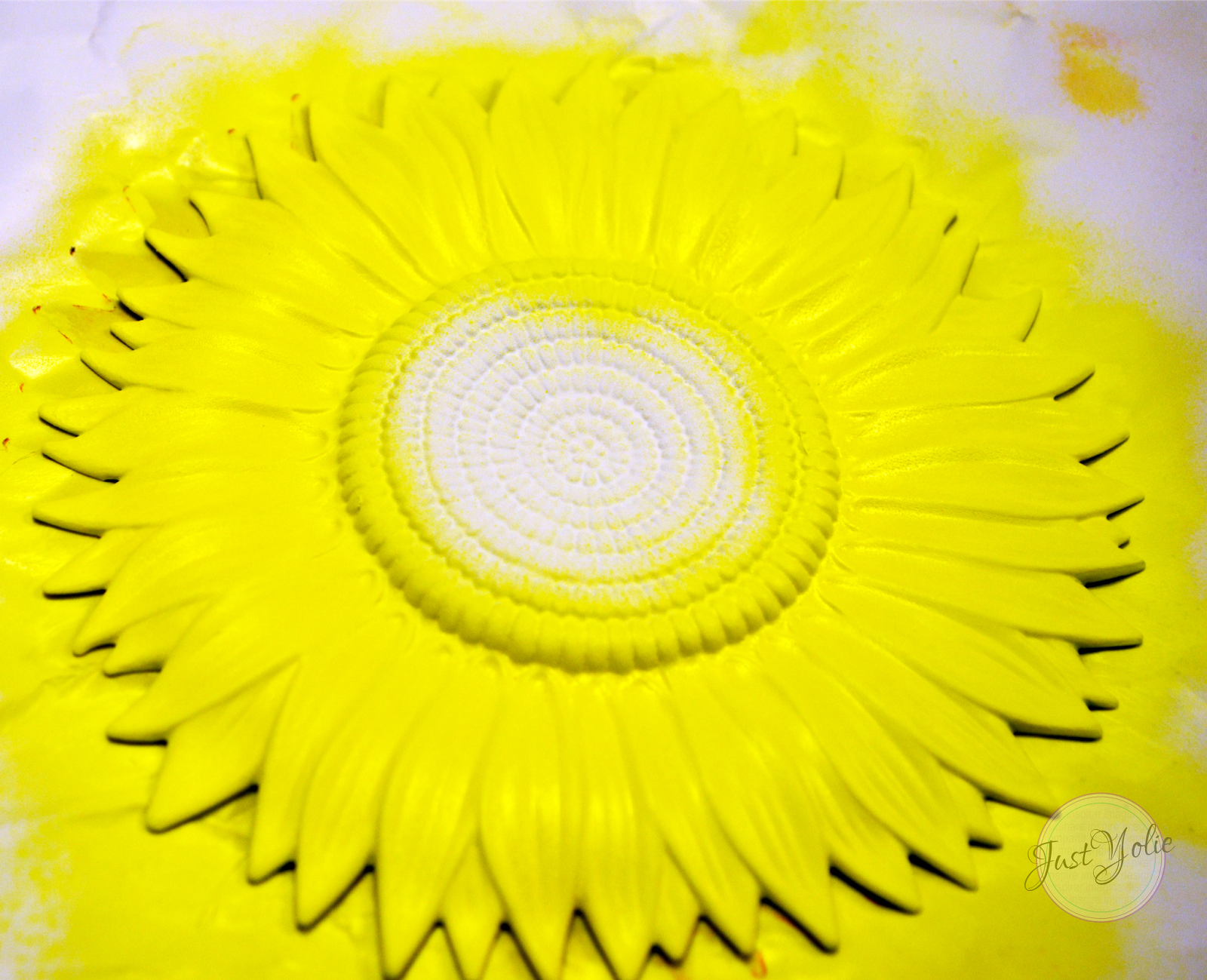 JustYolie: Sunflower Shadow Box #UPaintMetal