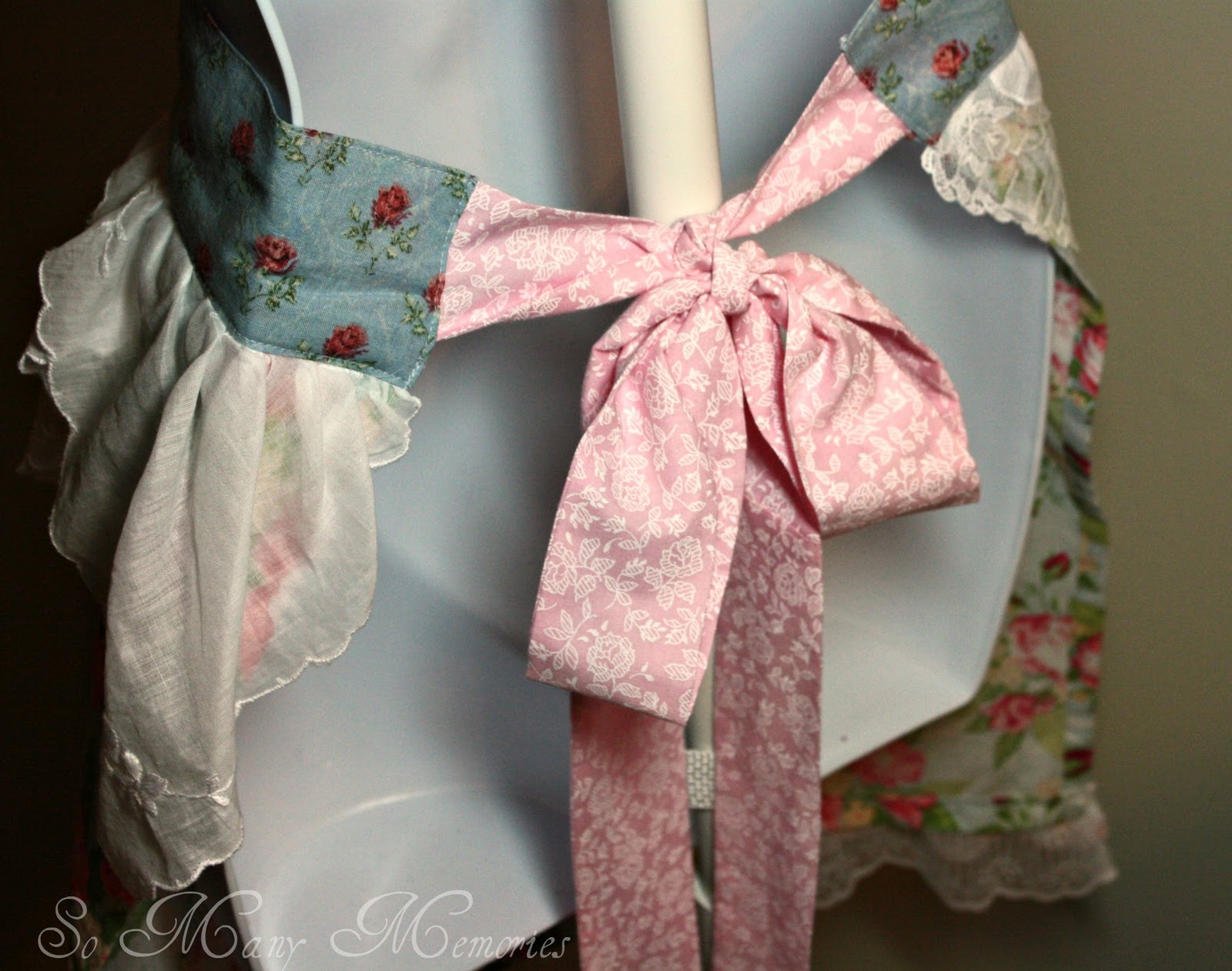 So Many Memories: A Is For Apron ~ Blogtoberfest Day 14