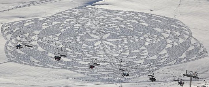 Simon Beck's Snow Art ~ Now That's Nifty