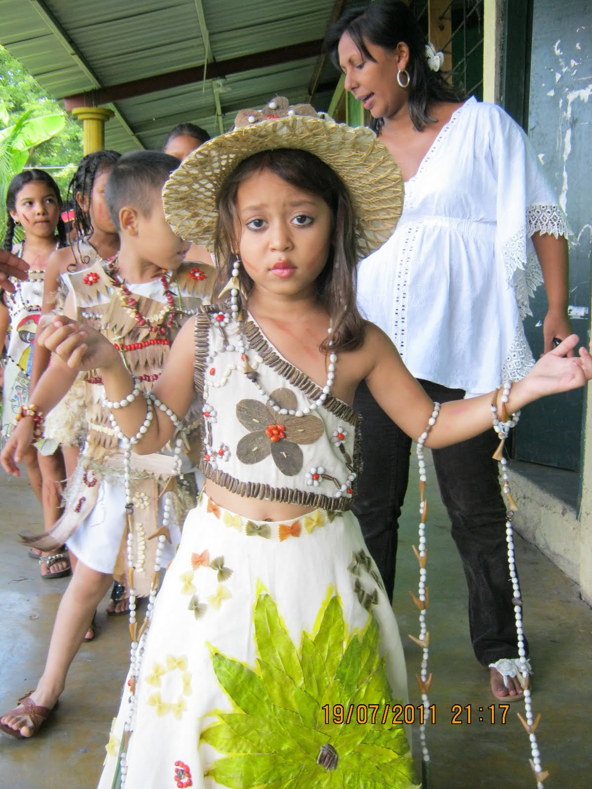 Blogging Honduras: Dia del Indio