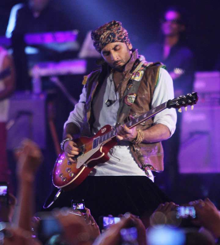 Photos-Latest Ranbir kapoor Rockstar Concert Pics