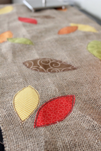 Fabric Mill: Fallen Leaves Table Runner tutorial