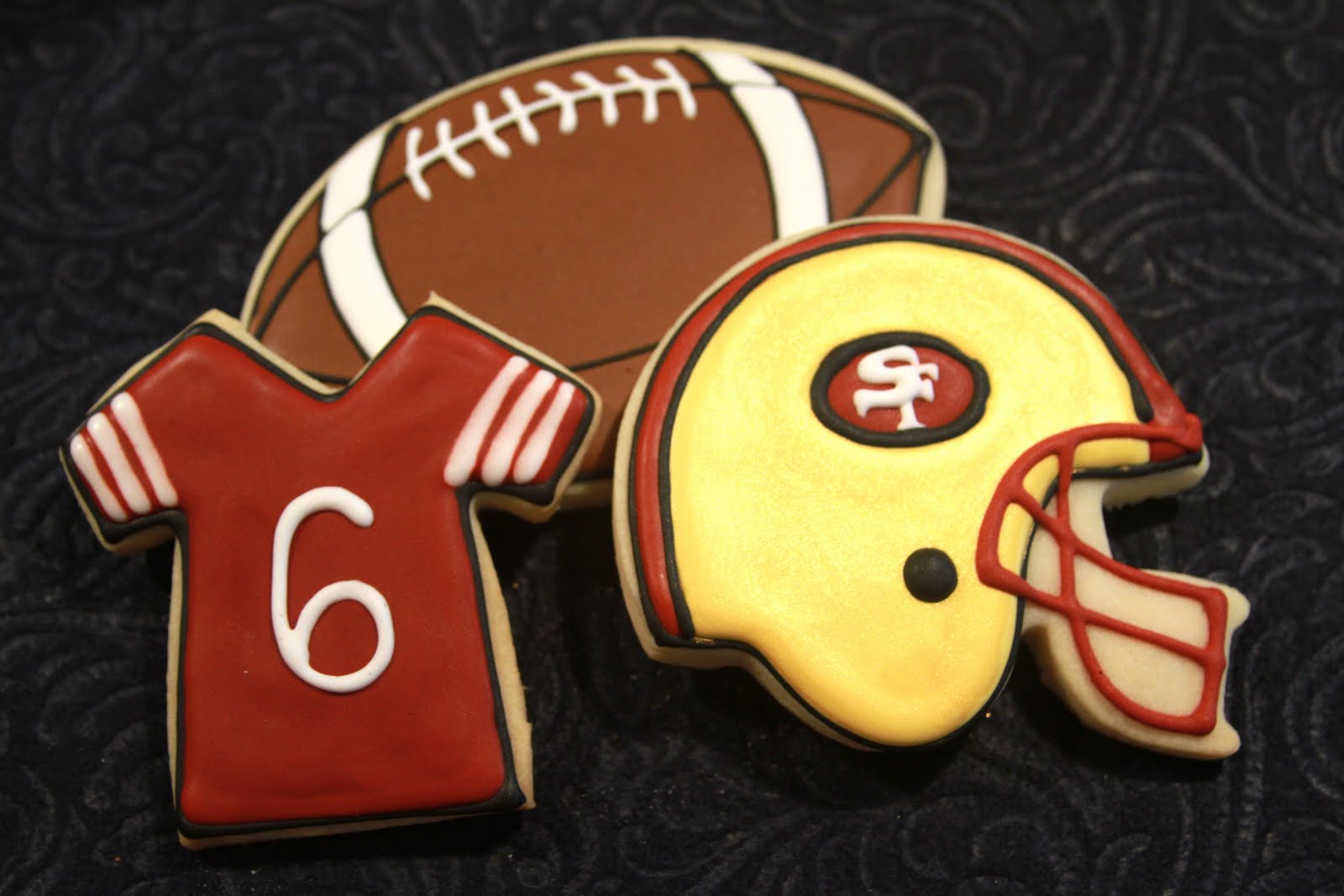 Exquisite Cookies: It's Football Season!!!