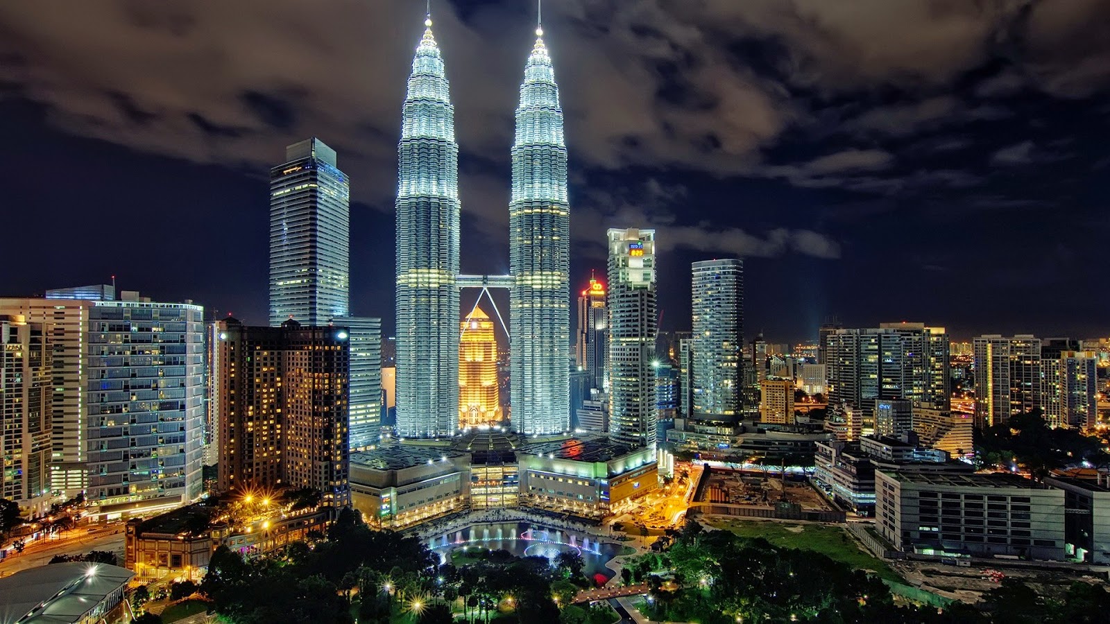 Dunyodagi eng baland Binolar (TOP-10 / +foto)