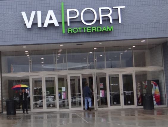 Walkabout With Wheels Blog: Stopping for a Drink The Social House ...