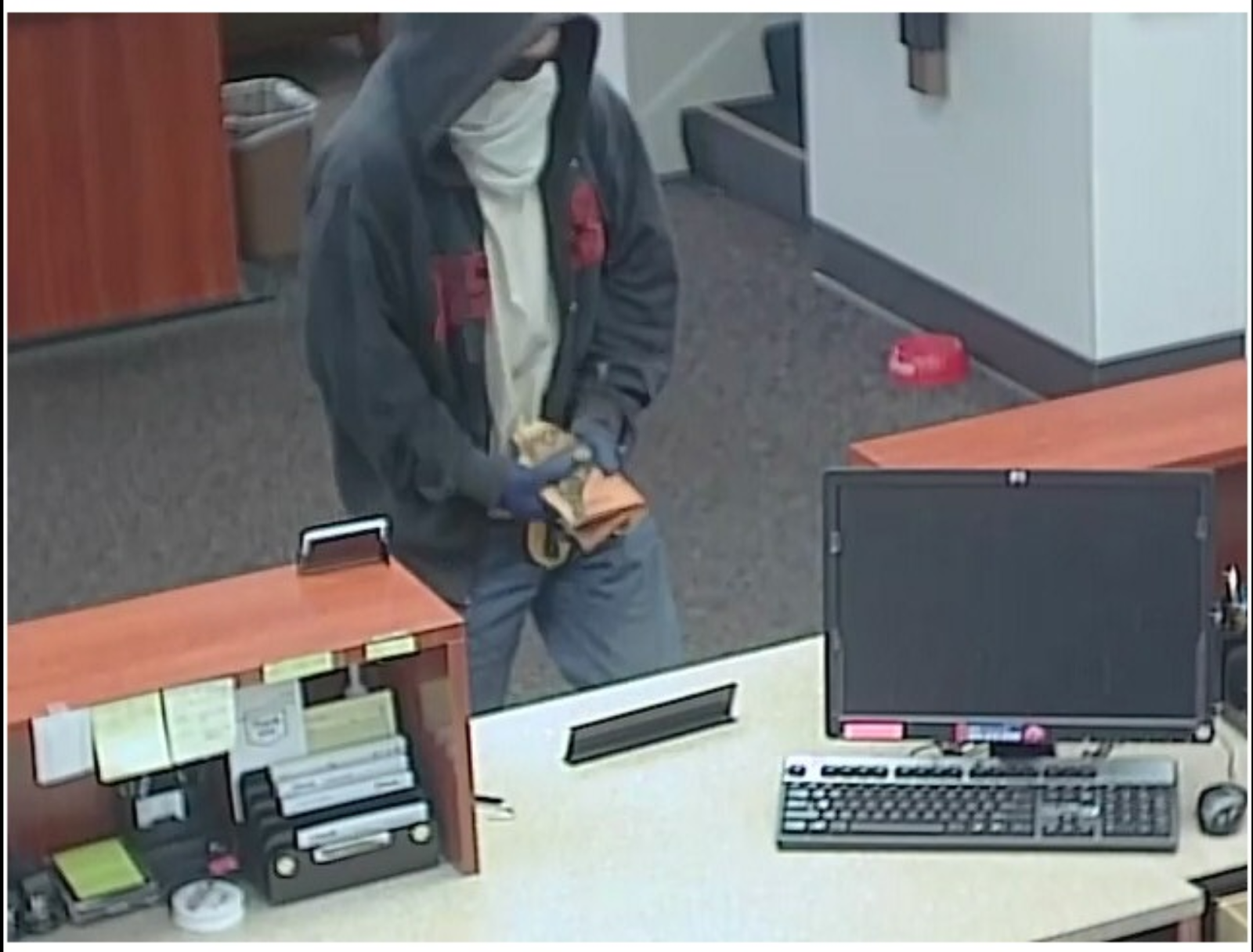 Santa Cruz Police: Media Releases: Armed Robbery-Bank 1/10/18 AND ...
