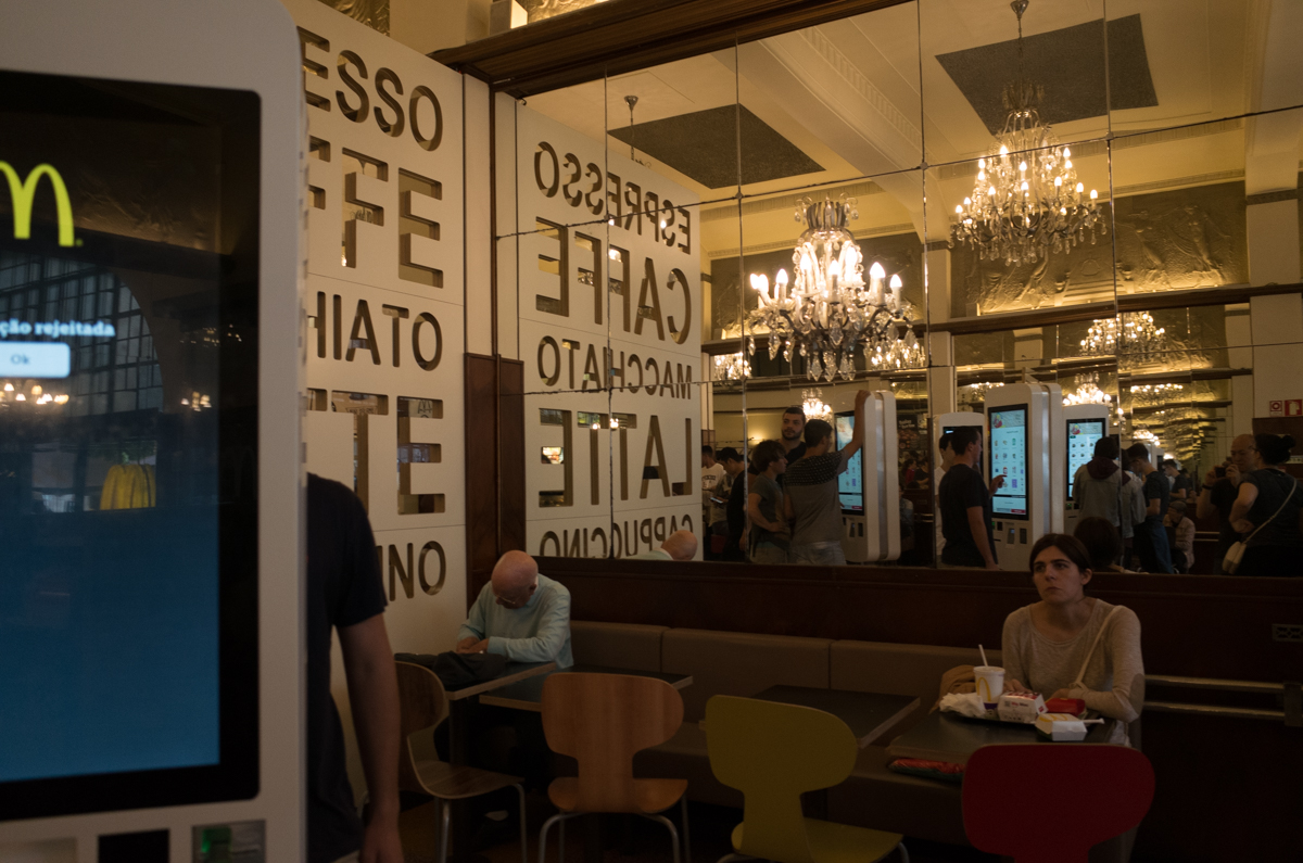 candidanimal: McDonald's Imperial: Art Deco McDonald's in Porto