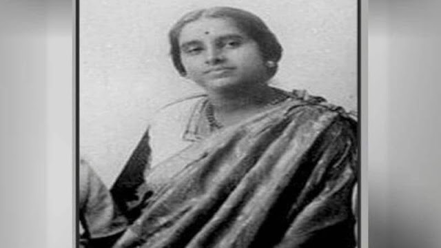 Who has been elected as the 'Mother of The Year' in 1975 on the ...