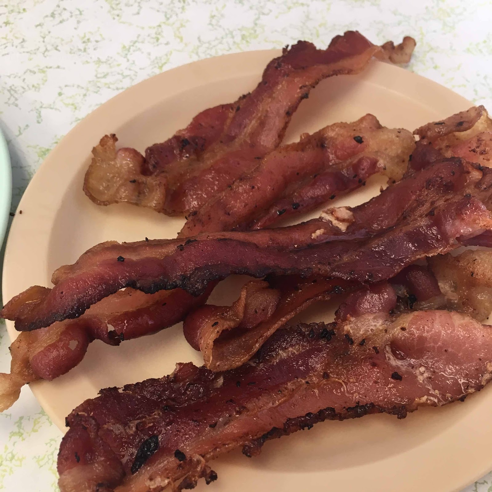 Hawaii Mom Blog: Breakfast and Pie from Sunny Side