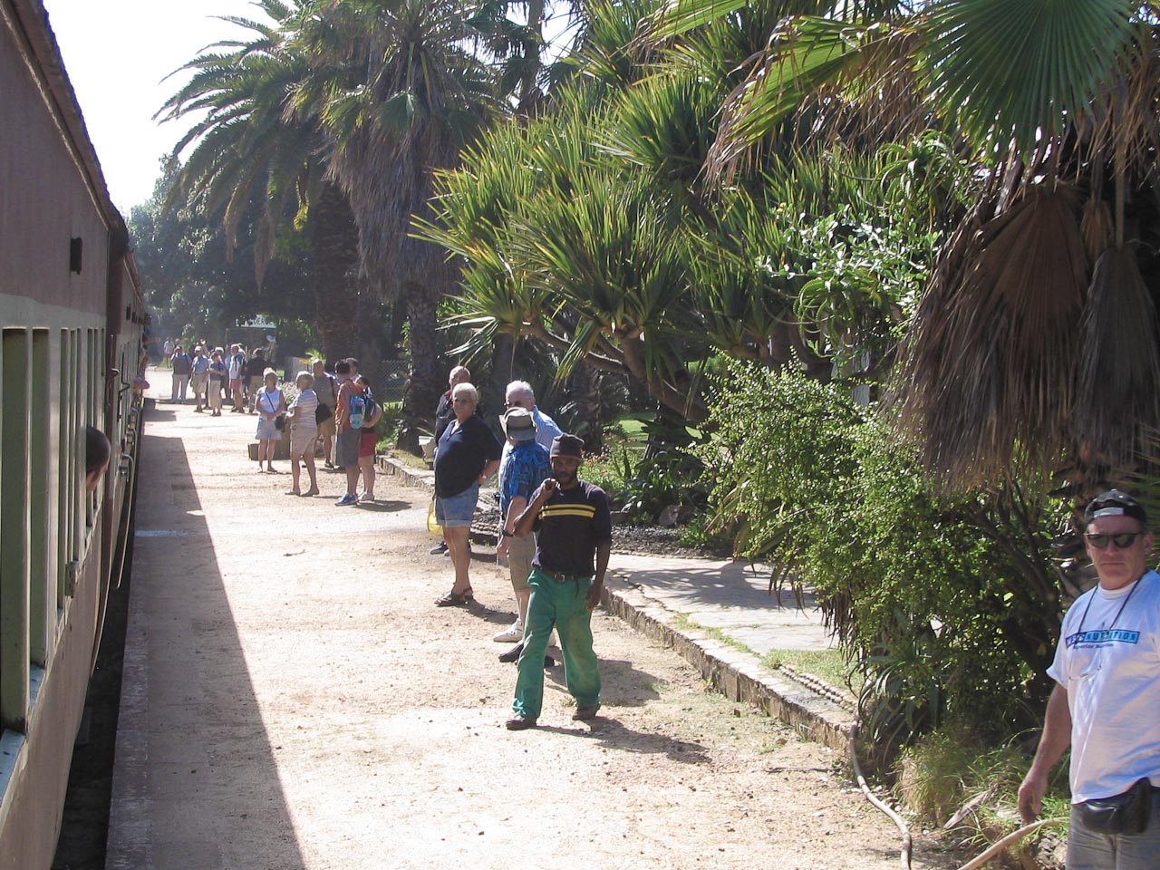 Trains and Railways in South Africa: 2005-02-17 Riding the George ...