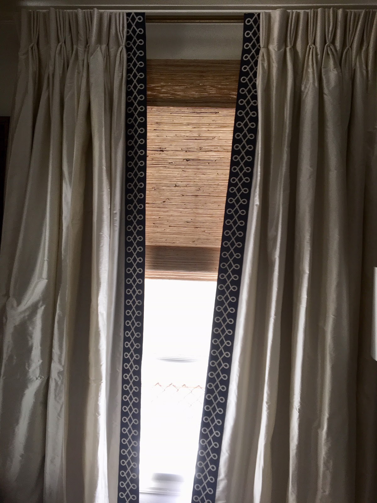 The Uptown Acorn: The Acorn Cottage {Drape Installation}