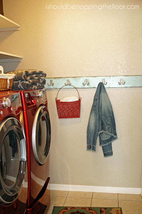 Wall-to-Wall DIY Hook Board | i should be mopping the floor