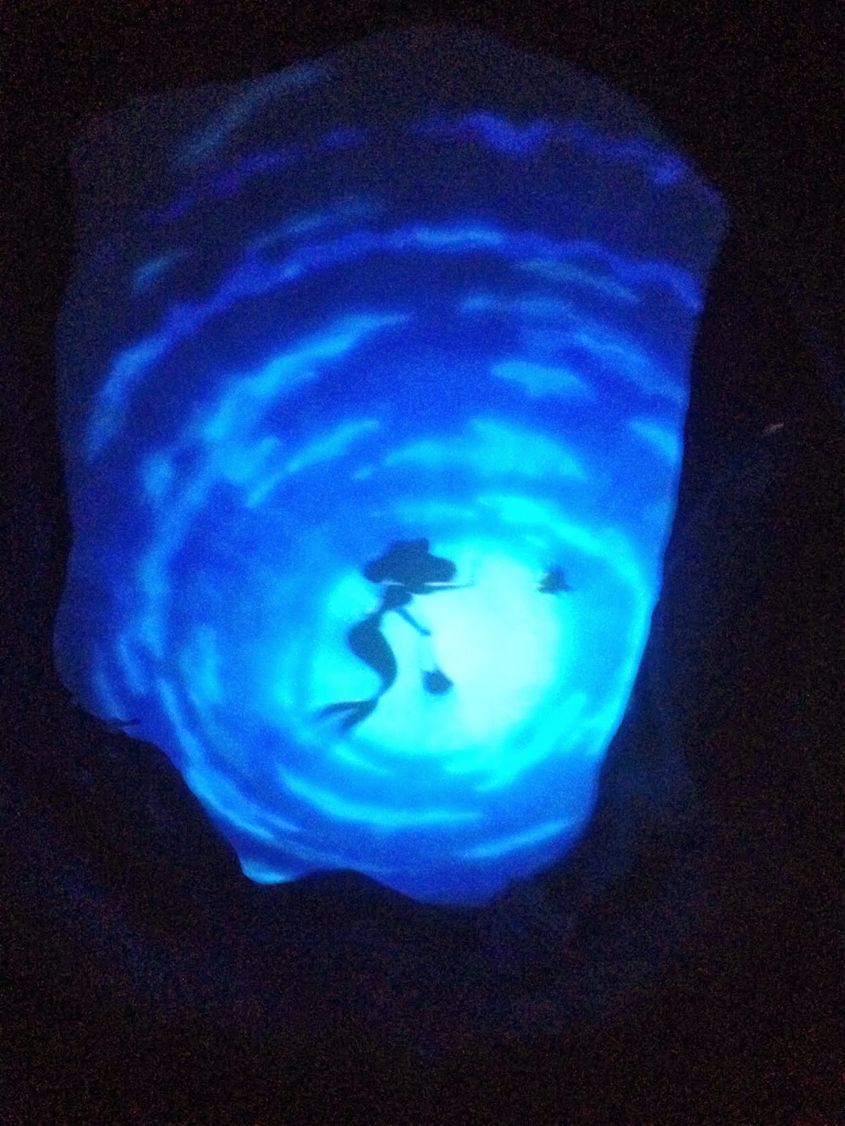 It's Gotta Be Here Somewhere: Under the Sea with Ariel... and a Peanut ...