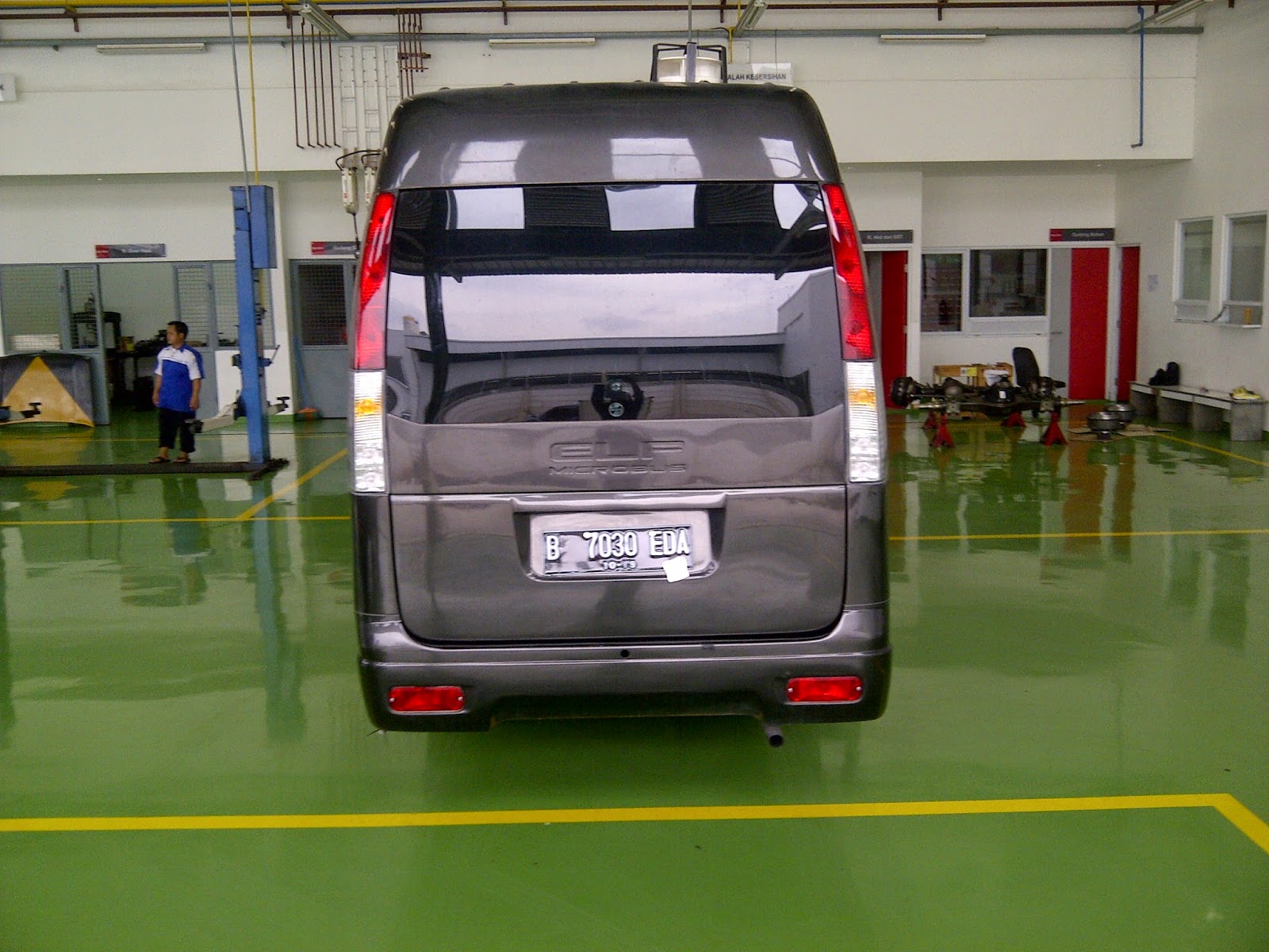 Download Koleksi 46 Gambar Modifikasi Isuzu Elf Terbaru | Gambar Modifikasi