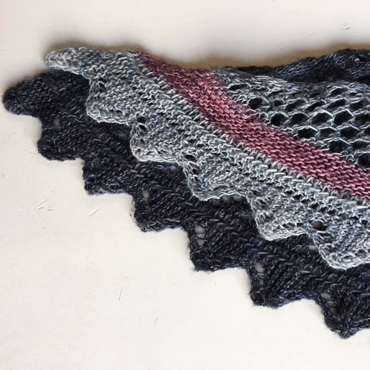 KnitterNutter: Edgings