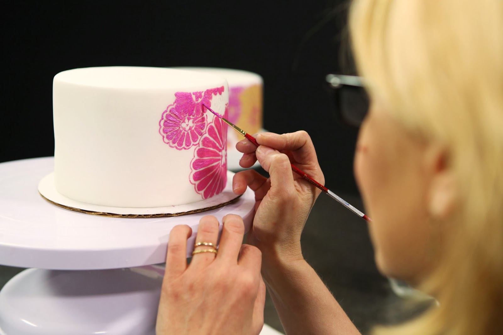 Craftsy Class: The Art of Painted Cakes Giveaway!