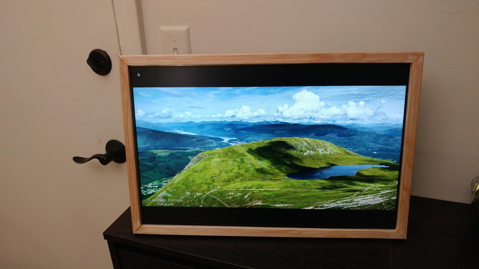 Attic Workshop: Raspberry Pi Zero Flickr Photoframe