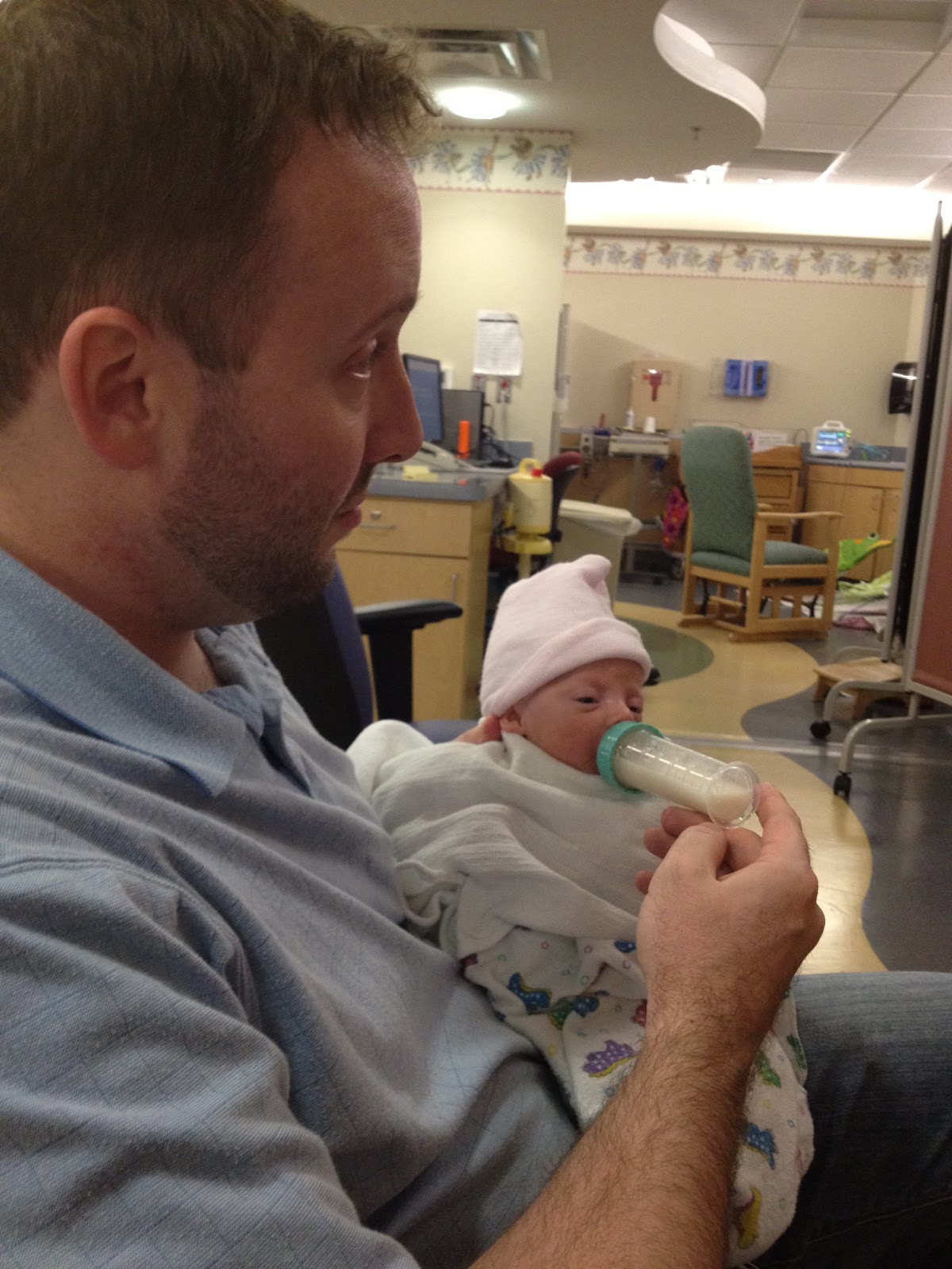The Pair of Scates: 70 Days in the NICU: "Little Stinkers" Plus Sunday ...