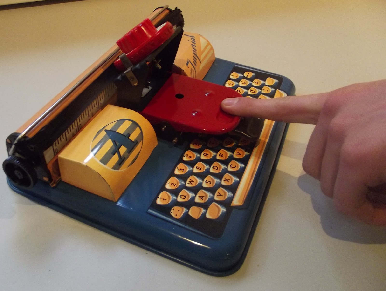 oz.Typewriter: Tipp & Co, Mettoy and Marx Toy Typewriters: All the Work ...