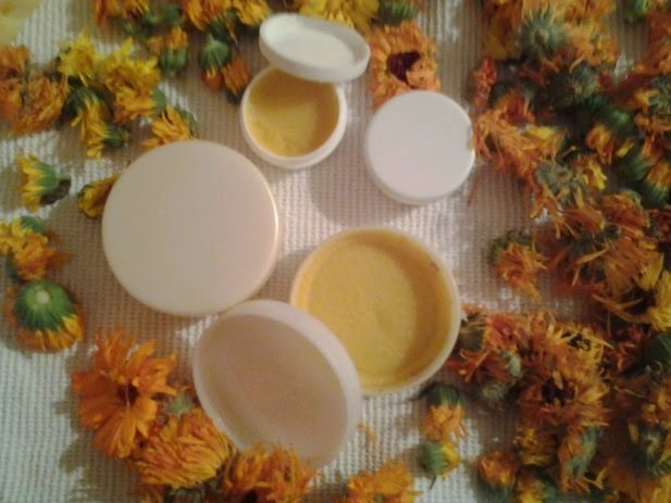 LIFE, FACTS AND ADVICES: How to make cream from marigold