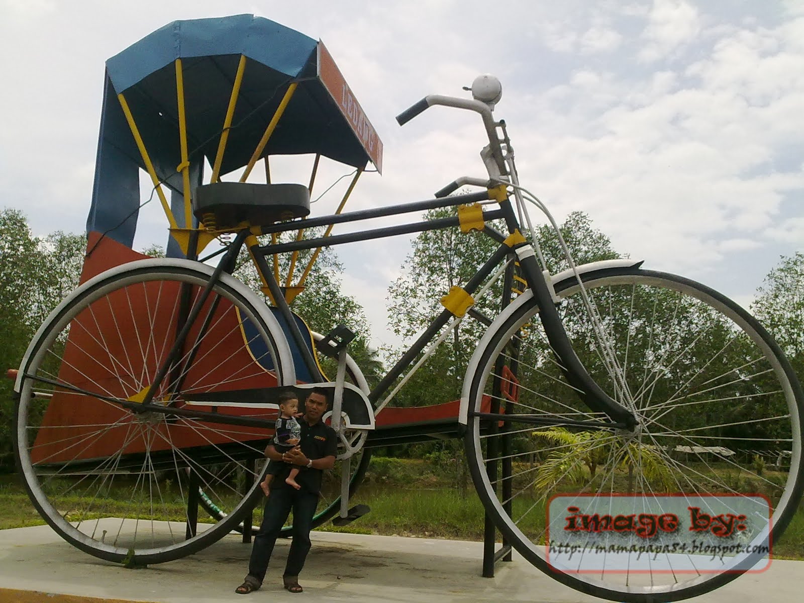 MAMA & PAPA BLOG: Beca Gergasi