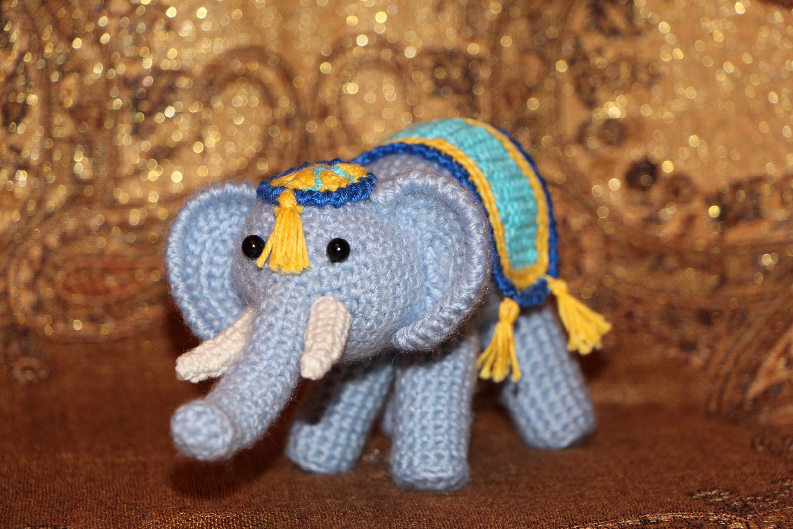 Tamborētas rotaļlietas bērniem: 26. Austrumu zilonis / Восточный слон ...