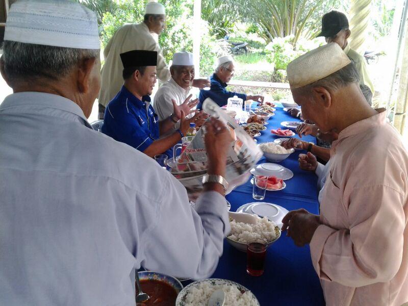 PRU13 N56 DUN Changkat Jong PARLIMEN Teluk Intan: WALKABOUT PDM SG ...