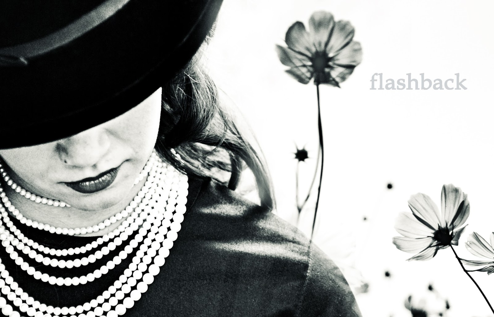 Flashback - old photo effect | Graphic Design Hub