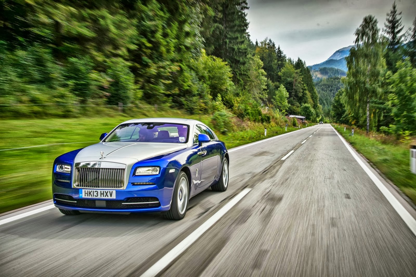 A V T O S V E T N O V I C E: Rolls-Royce Wraith Coupe - najmočnejši RR ...