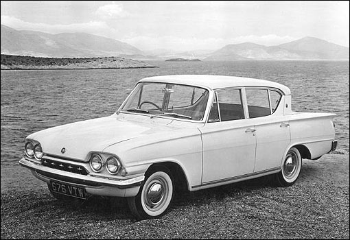 BACKWARD-SLANTED REAR WINDOW: septembre 2008