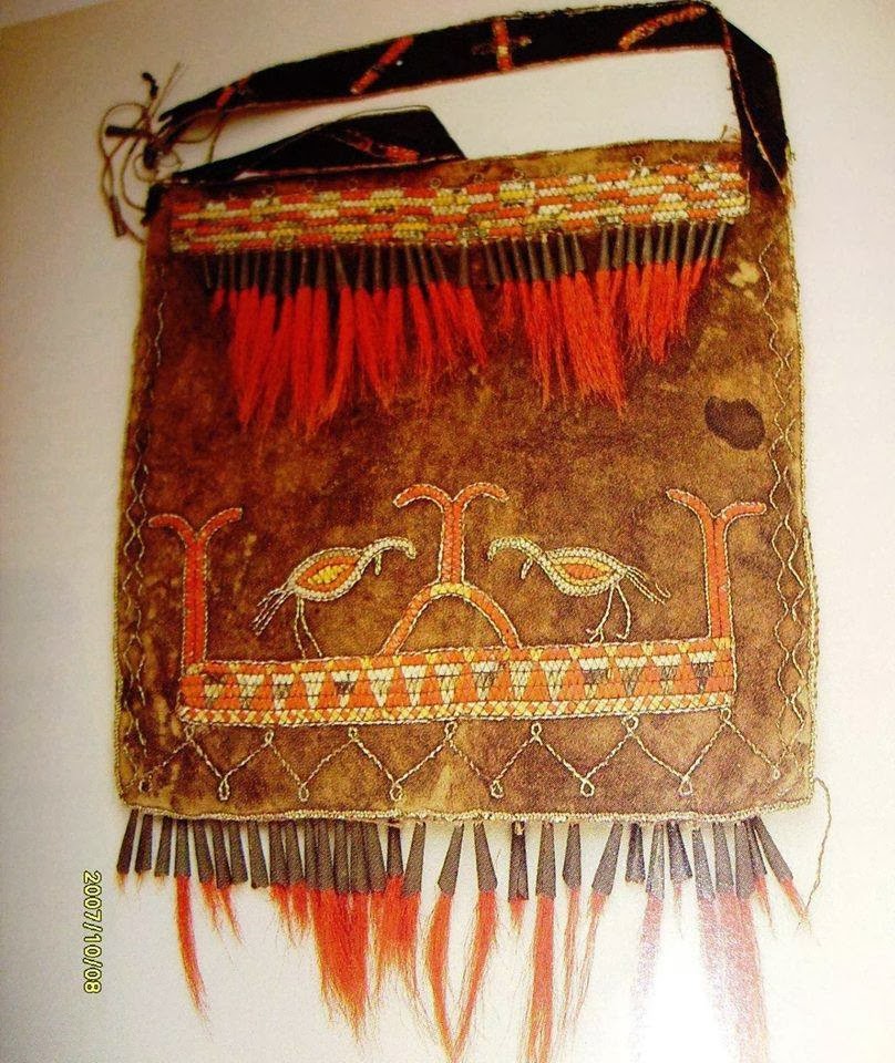 Contemporary Makers: Antique Quilled Bag