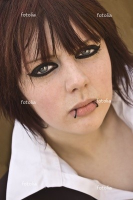 Emo Hair | Emo Hairstyles | Emo Haircuts: emo lip piercing