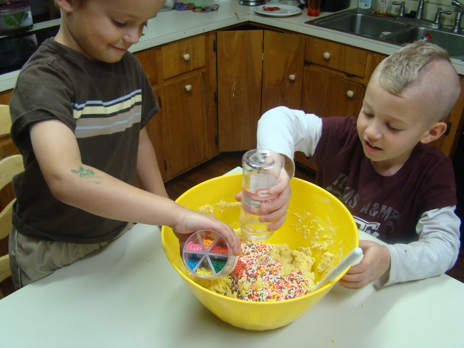 100 toes: Cooking With Kids: Sprinkle Cookies
