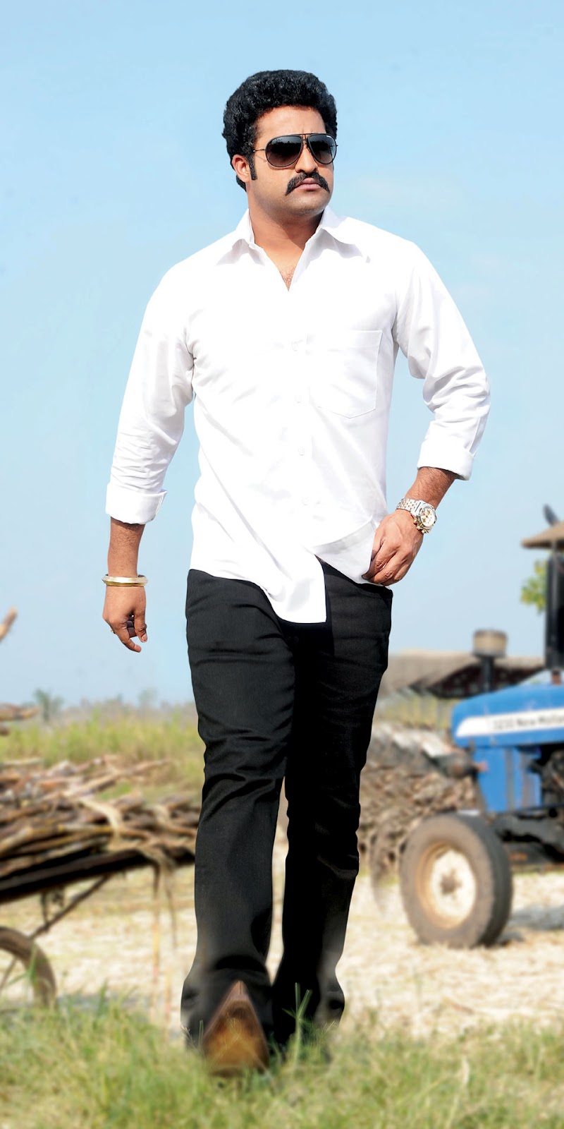 Latest Films News: Jr NTR Dammu Movie Stills