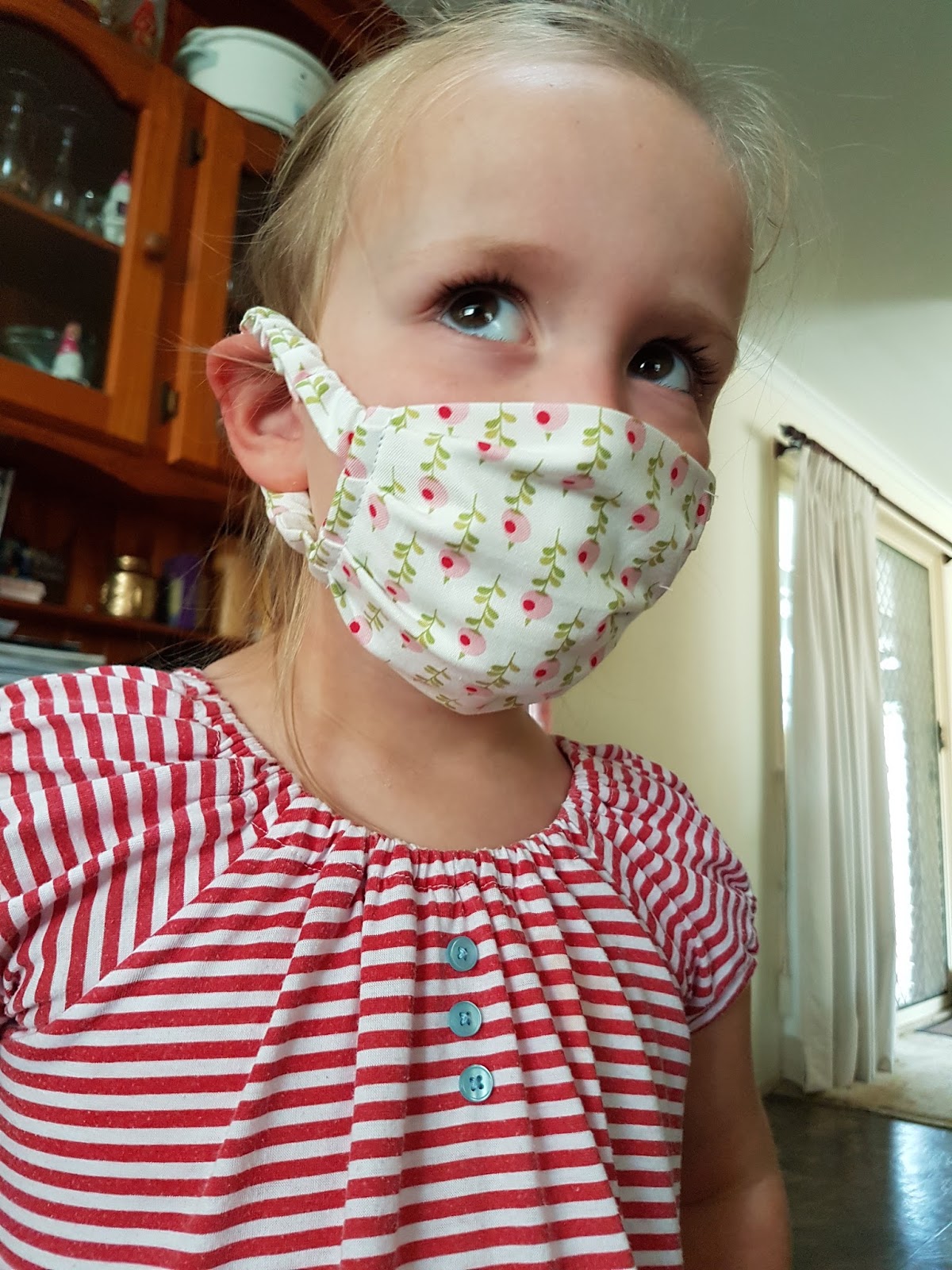 Cassthecoolest's creativity: Doctor/Nurse mask free tutorial and ...