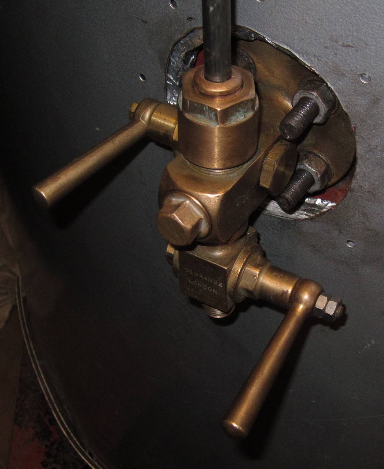 Sentinel Steam Loco 7109: Boiler Fittings (8)