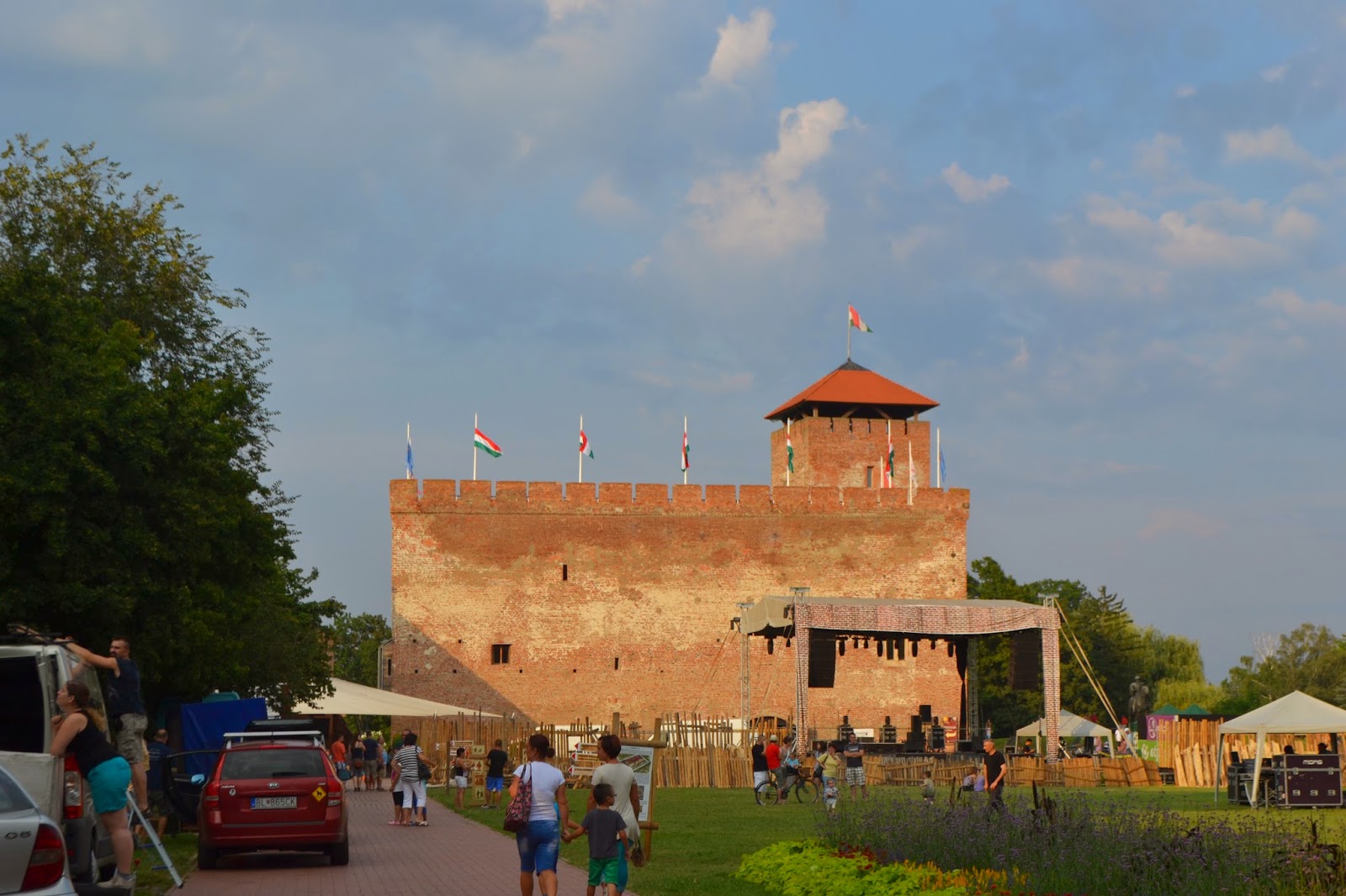 Ella's: Vacanţă în Gyula