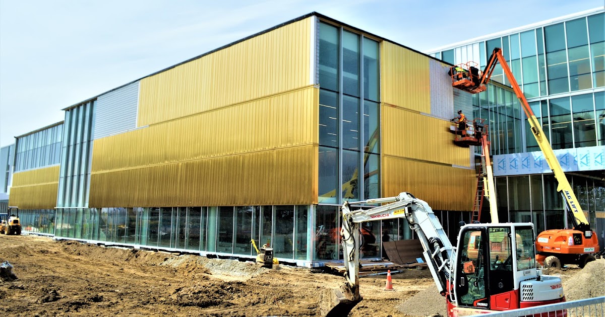 Camera on King & Aurora : Seneca College King Campus extension...