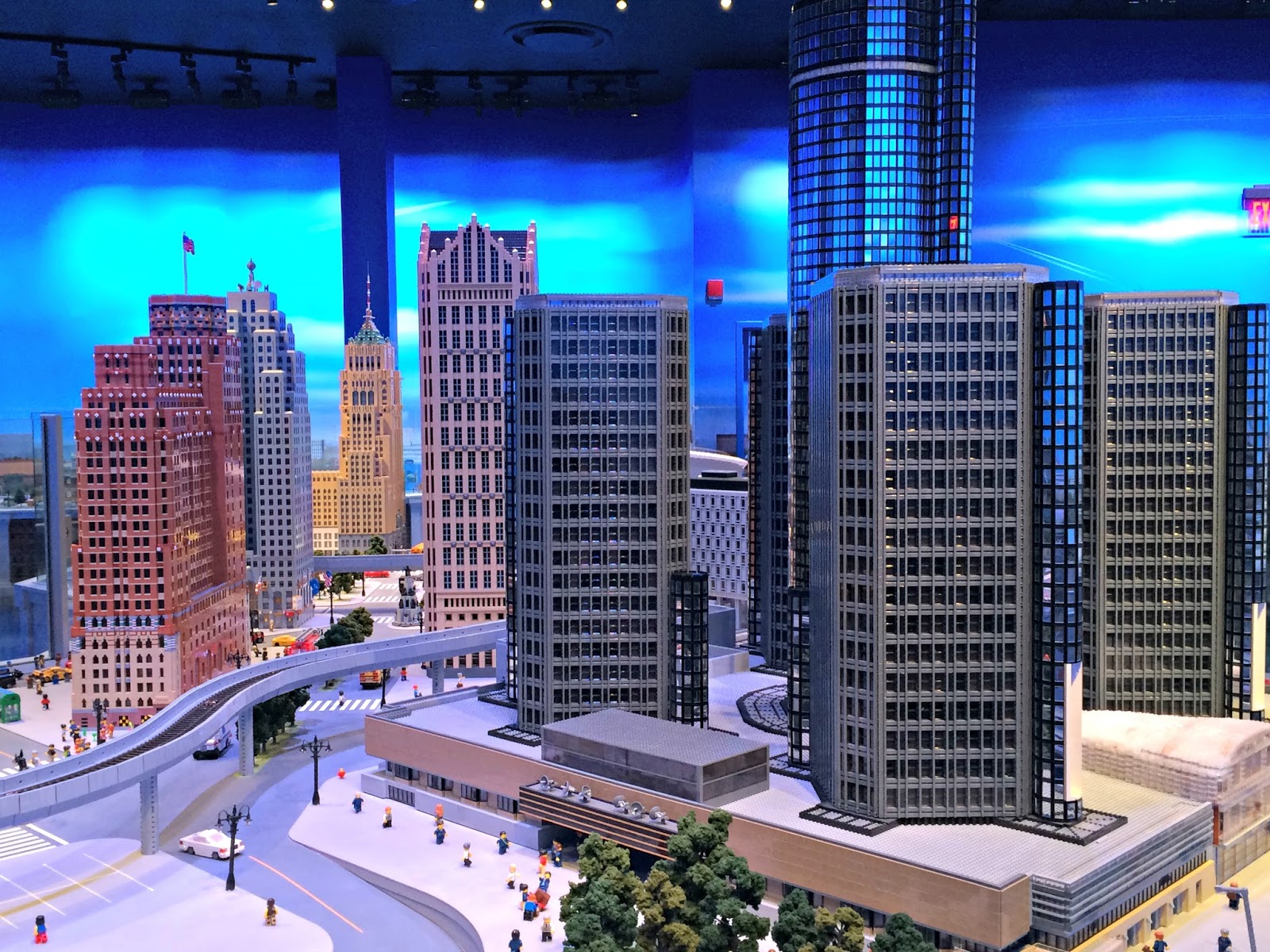 A GEEK DADDY: LEGOLAND Discovery Center Michigan