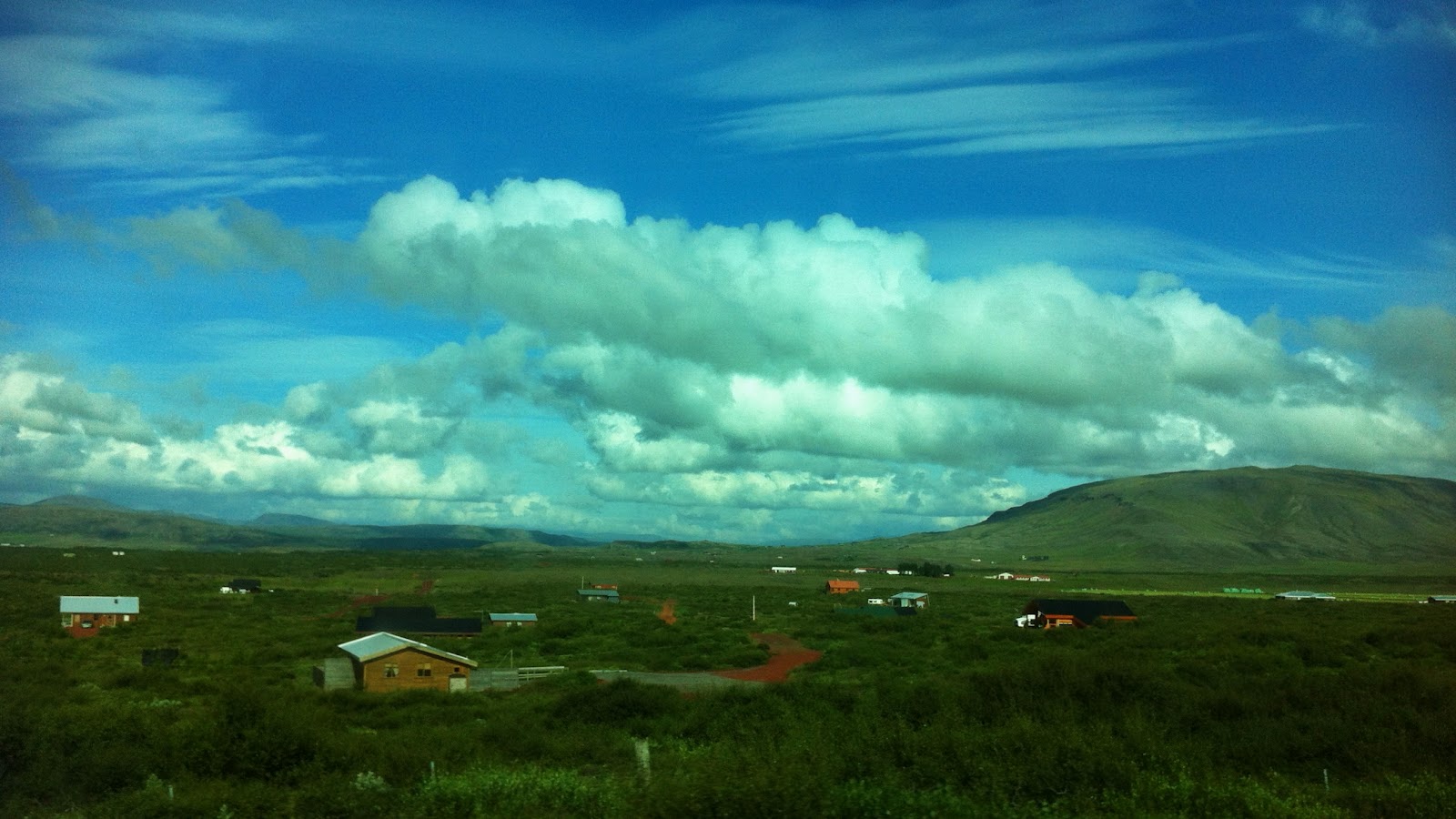 Cantabridgette: Icelandic Countryside