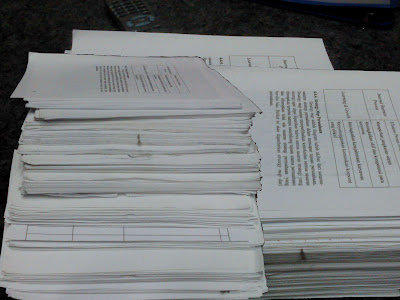 a little story of my life..: Buku dan Kertas Bekas, dikemanakan