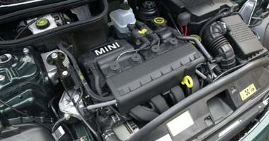 Teste em vídeo do GT6: Mini One 1.6 16V, o Mini de entrada entra nos ...