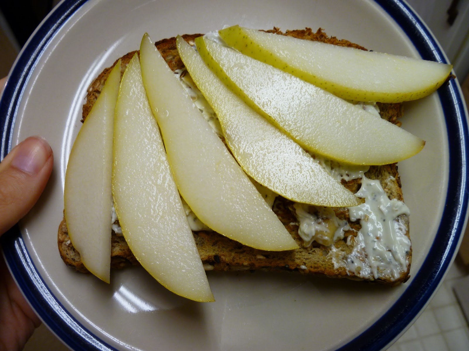 A Happy Taste!: Open-Faced Blue Cheese Sandwich with Pears