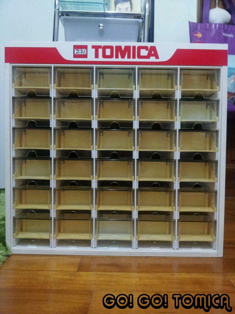 Go! Go! Tomica: Tomica Store Display