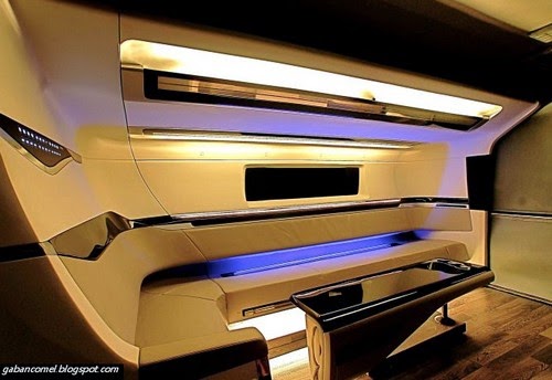 5 foto Bas Mewah Milik Datuk Shah Rukh Khan. - Gaban Comel