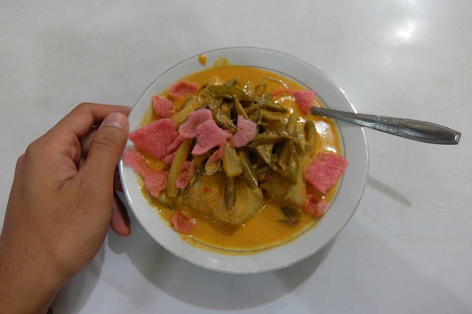 Cerita Febrian: Makanan khas Minang juara dunia.