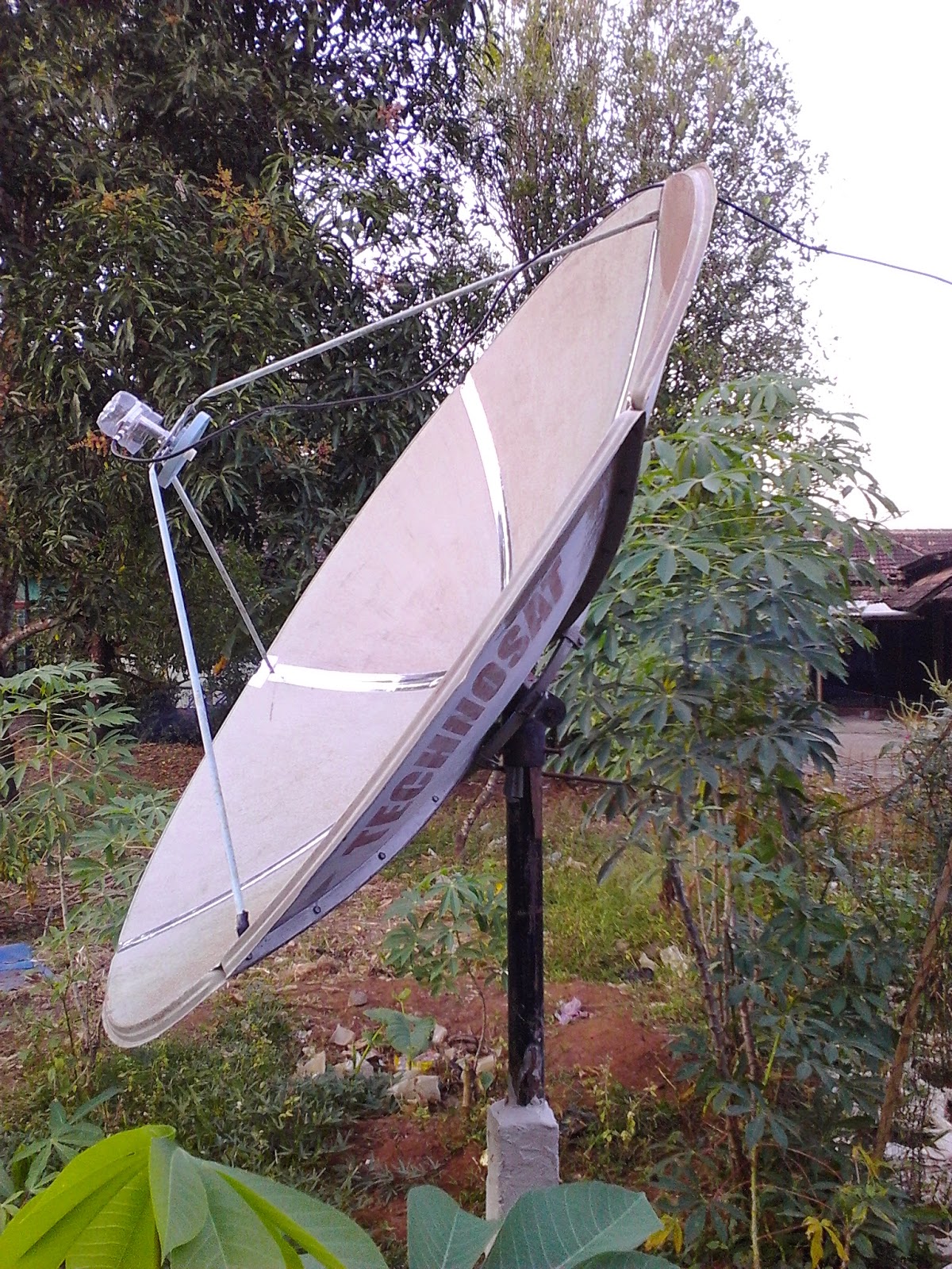 Tracking: CARA LOCK OPTUS D1 (sbs group)