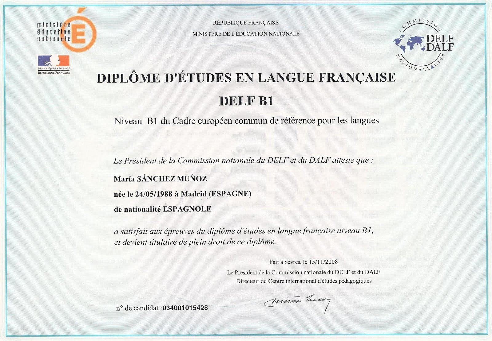 PUNTO Y COMA: Diplôme d'études en langue française