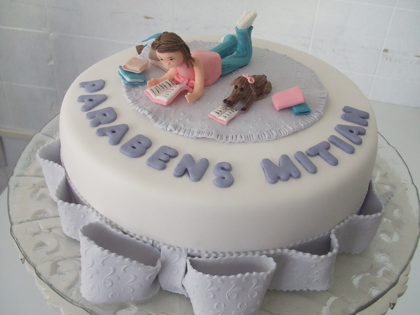 DELICIART-Bolos Decorados: Estudante aplicada do curso de Enfermagem ...