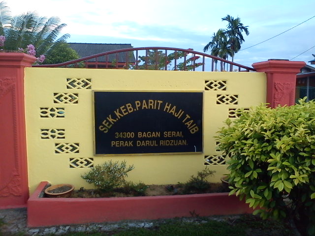 SEJARAH SEKOLAH ~ PORTAL RASMI SK PARIT HAJI TAIB